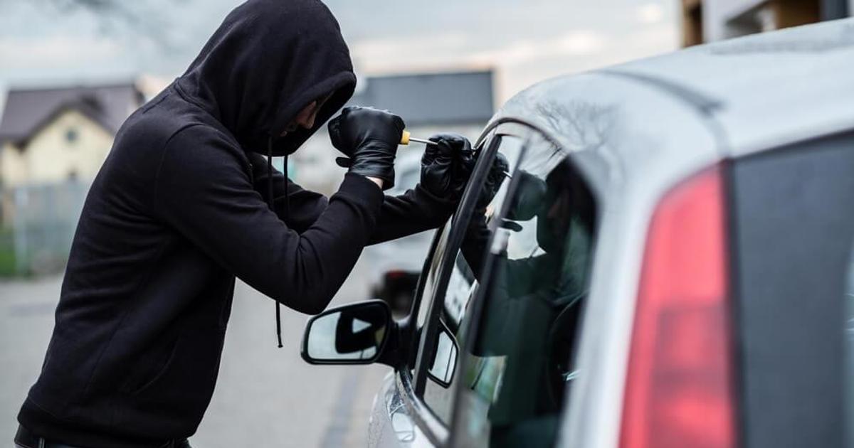 Two alleged car thieves escape mob justice after police intervention ...