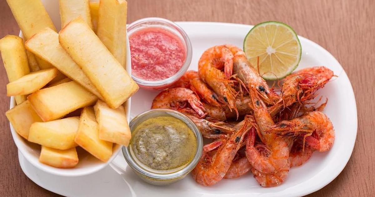 How to prepare fried yam with crispy fried shrimps | Pulse Ghana