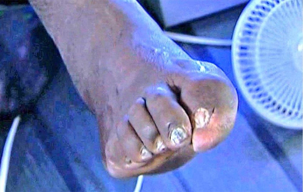 Shaq trolls everyone who insulted his “ugly feet” by getting a pedicure ...