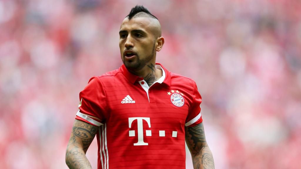 Vidal best defensive midfielder in the world - Zamorano | Pulse Ghana