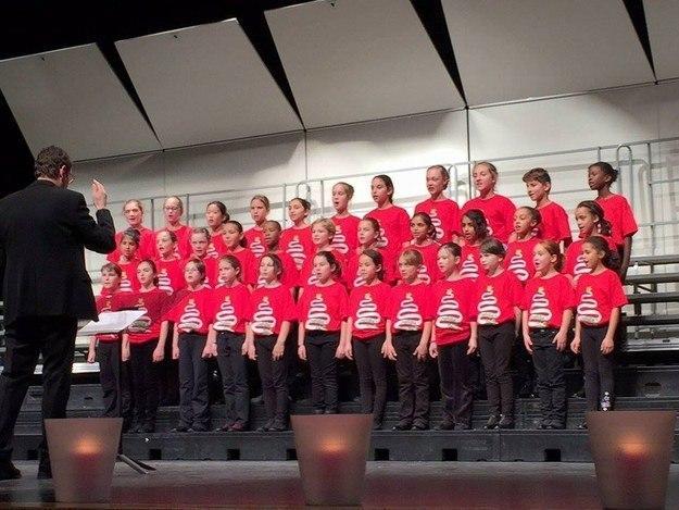 Video of a children’s choir singing an Arabic song for refugees goes ...