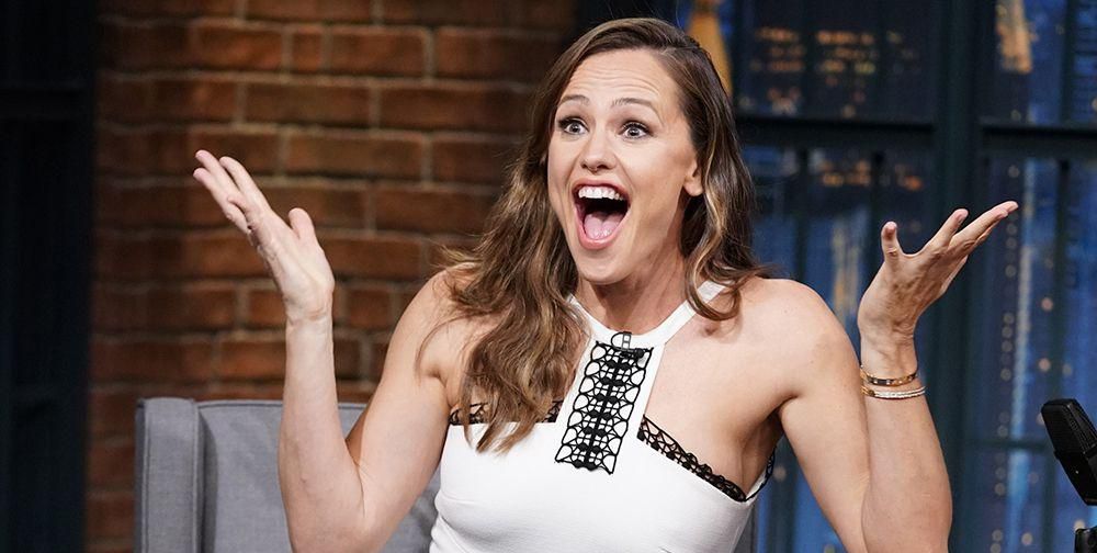 Jennifer Garner Celebrates Her 47th Birthday With Hilarious Meme Poking ...