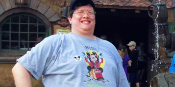 This Man’s 240-Pound Weight Loss Transformation Began at a Billy Joel ...