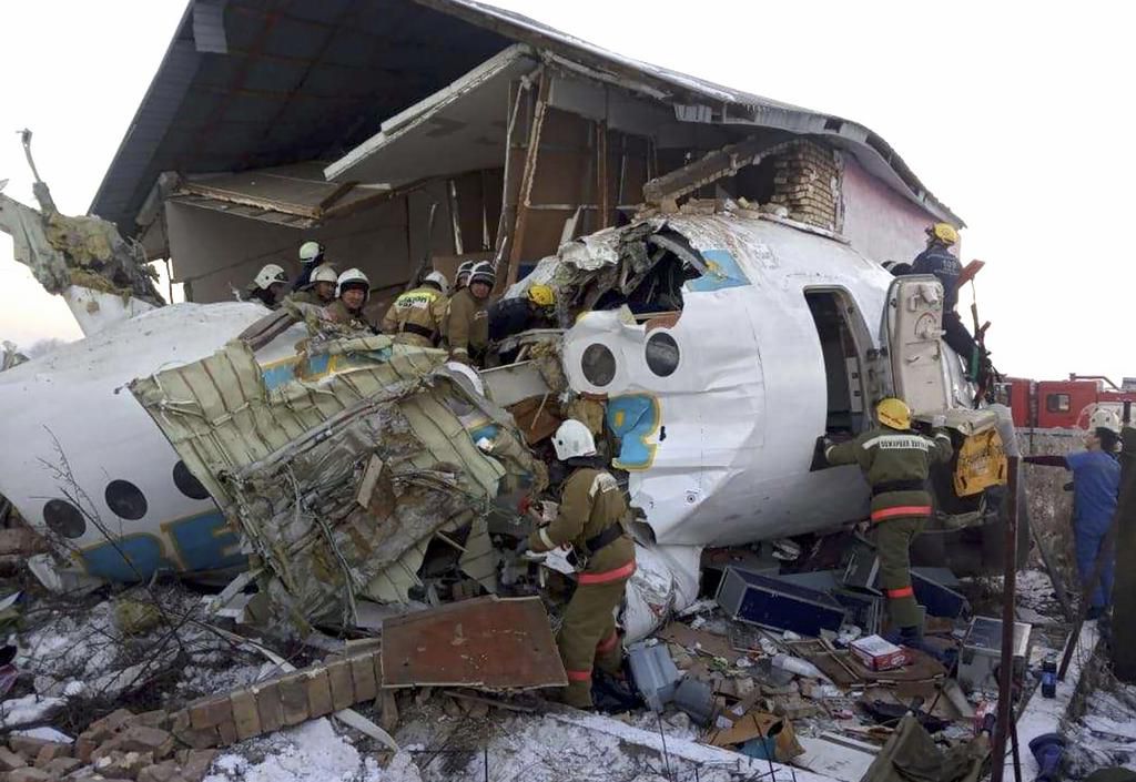 Lafayette, La., Plane Crash Kills 5, Including Relative of an LSU ...