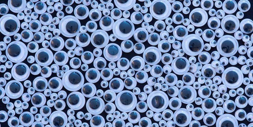 Watch Dr. Pimple Popper Pop an 'Eyeball' Out of a Patient's Shoulder ...