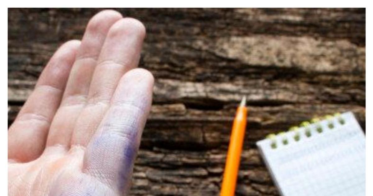 9 normal things left-handed people struggle with everyday | Pulse Ghana