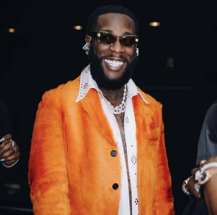 Burna Boy performs for 40,000 fans in France | Pulse Ghana