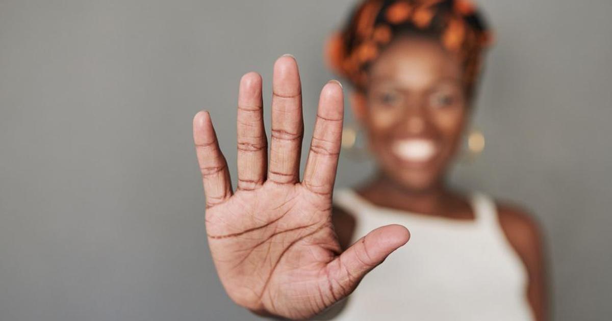 The direction of lines on your palms can determine when you'll find ...