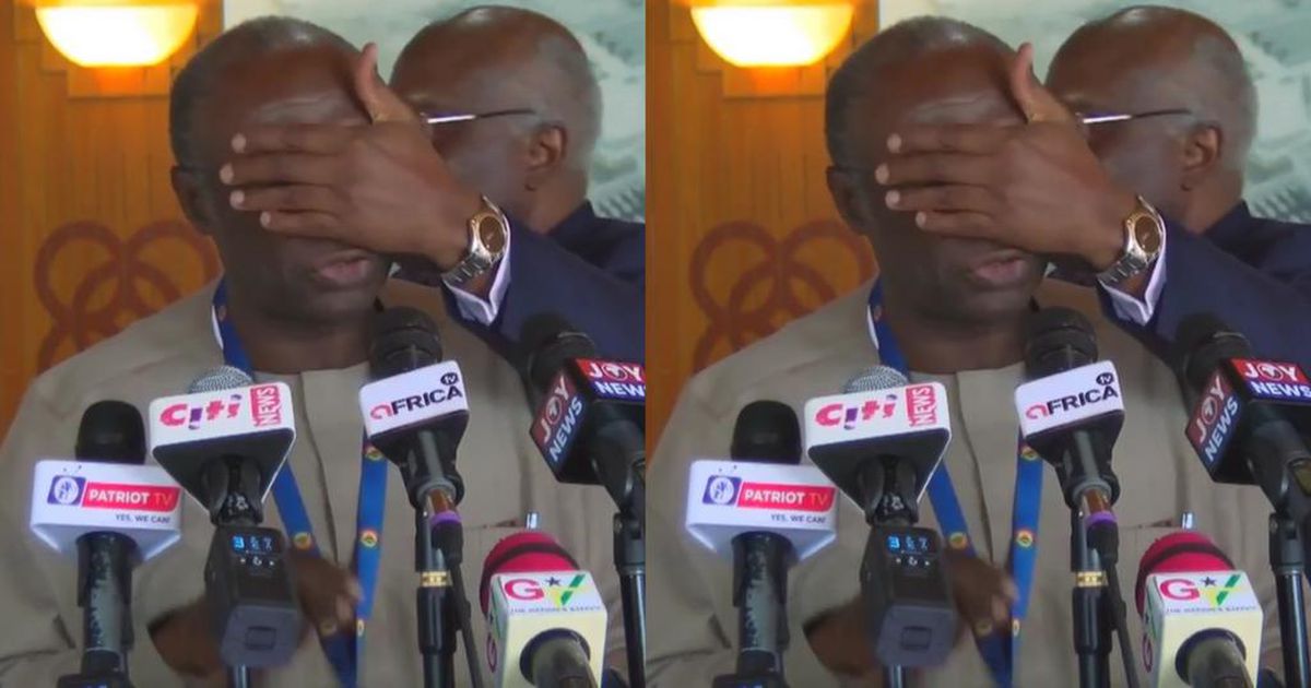 K.T Hammond blinds Kwabena Donkor while addressing press conference ...
