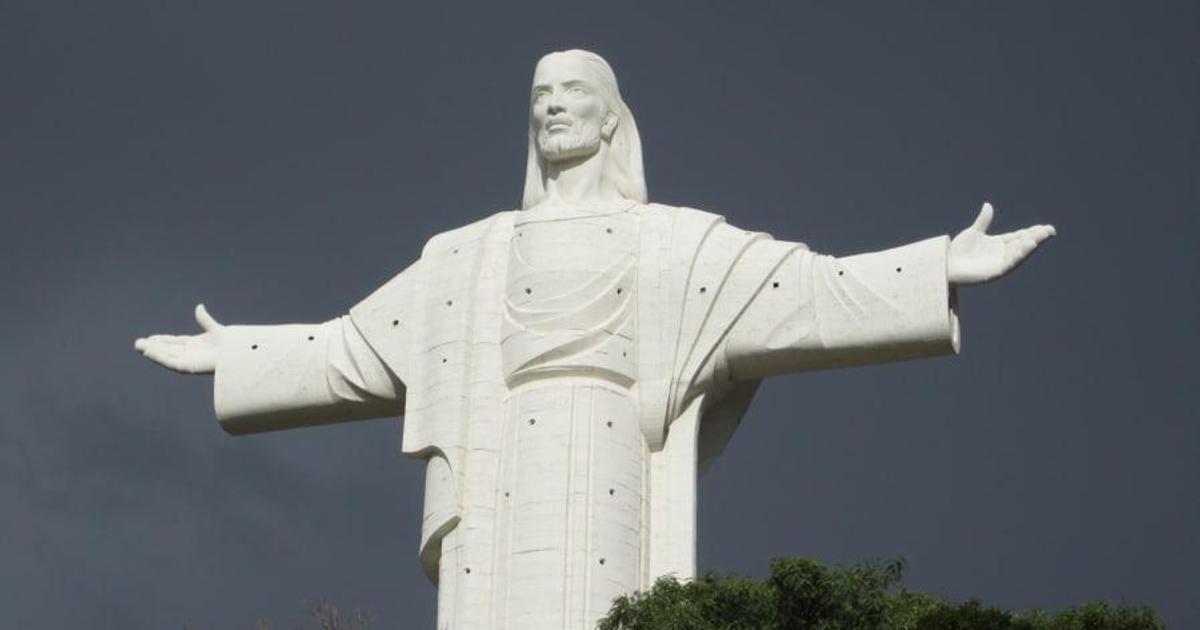 10 of the most impressive statues of Christ from around the world ...