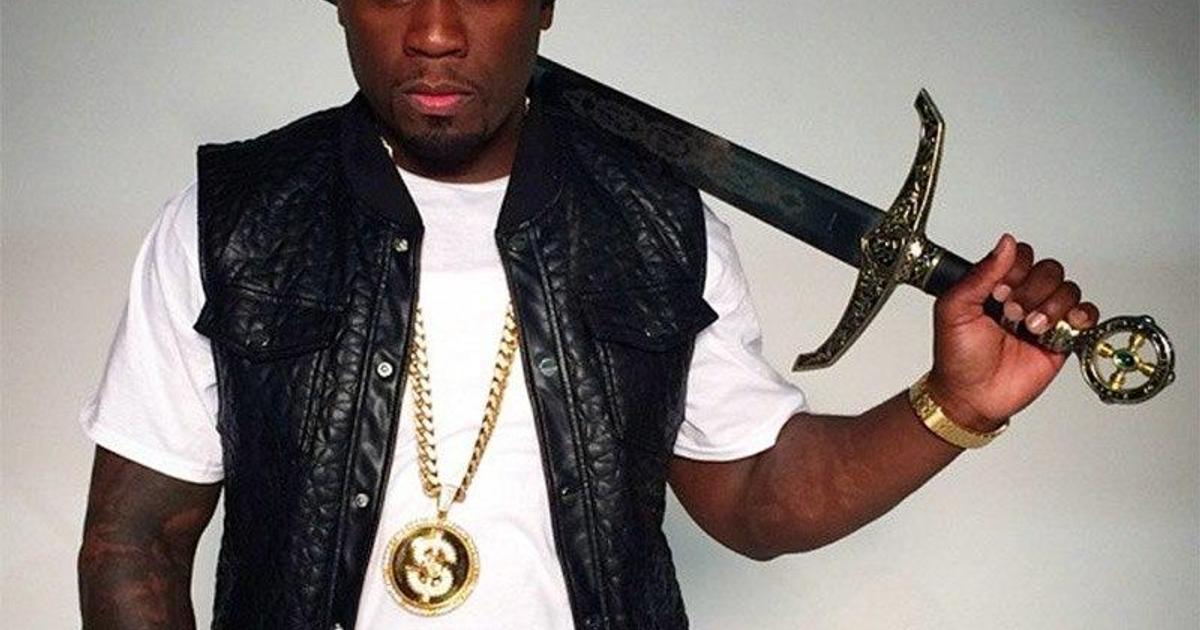 Texas is now letting you openly carry a sword and the Internet is ...
