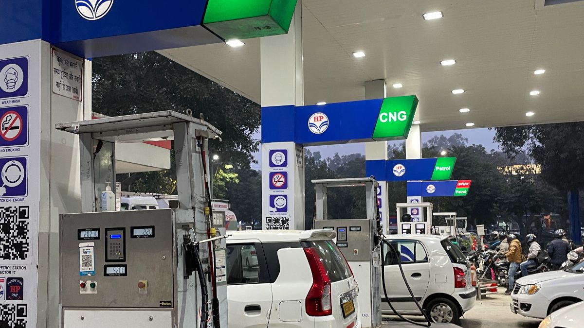 CNG price doubles to ₦450 as FG removes subsidy - motorists fear return to petrol | Pulse Nigeria