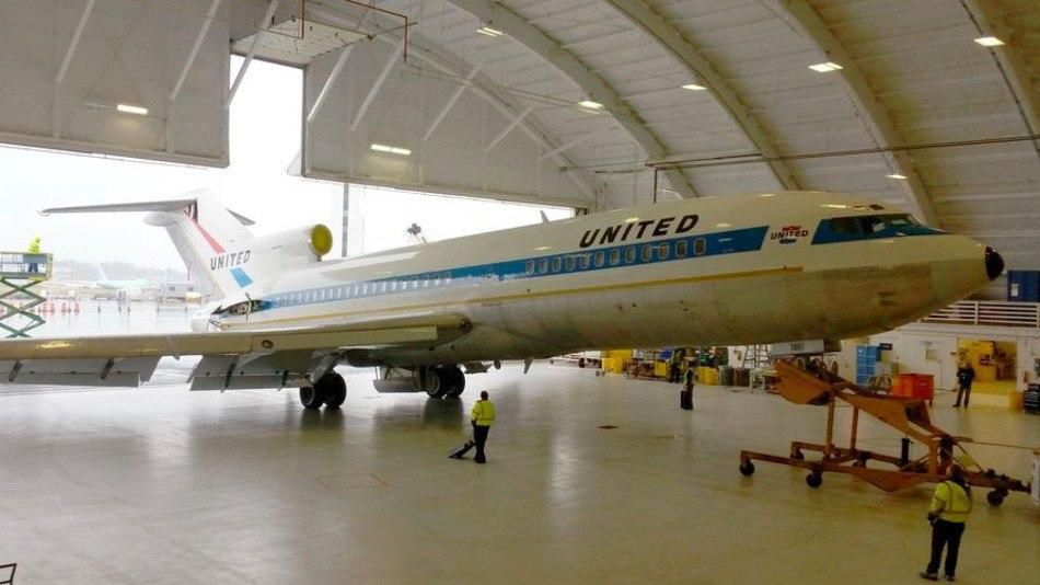 1st Boeing 727 flight makes its final flight today | Pulse Nigeria