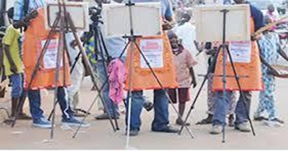 Artists showcase Ilaro's ancient culture and architecture with plein ...
