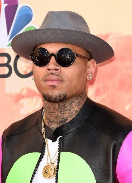 Is daddy duty taking its toll on pop singer? | Pulse Nigeria