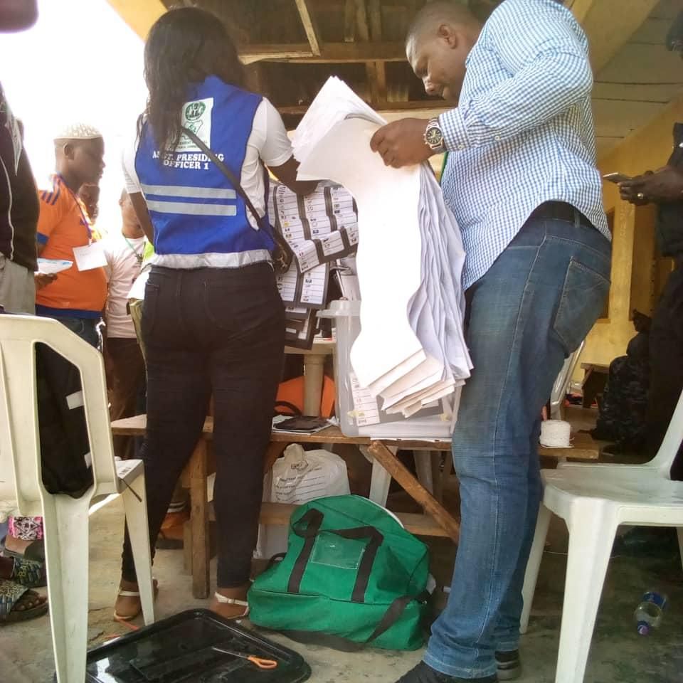 INEC ends voting, commences sorting, counting of votes in Lagos | Pulse ...