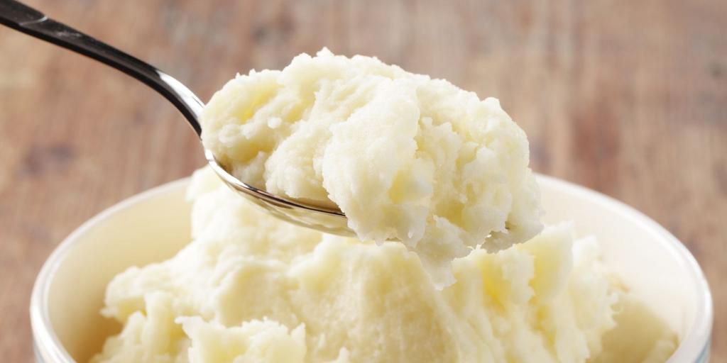 Dr. Pimple Popper Pops a Chunky Back Cyst in This Independence Day ...