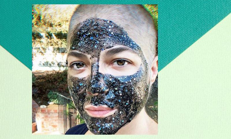 Selma Blair Just Posted A Bald Face Mask Selfie Amidst Her MS Treatment ...