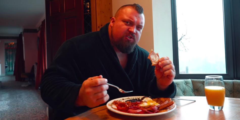 Watch Eddie Hall Eat His World's Strongest Man Diet Again for a Day ...