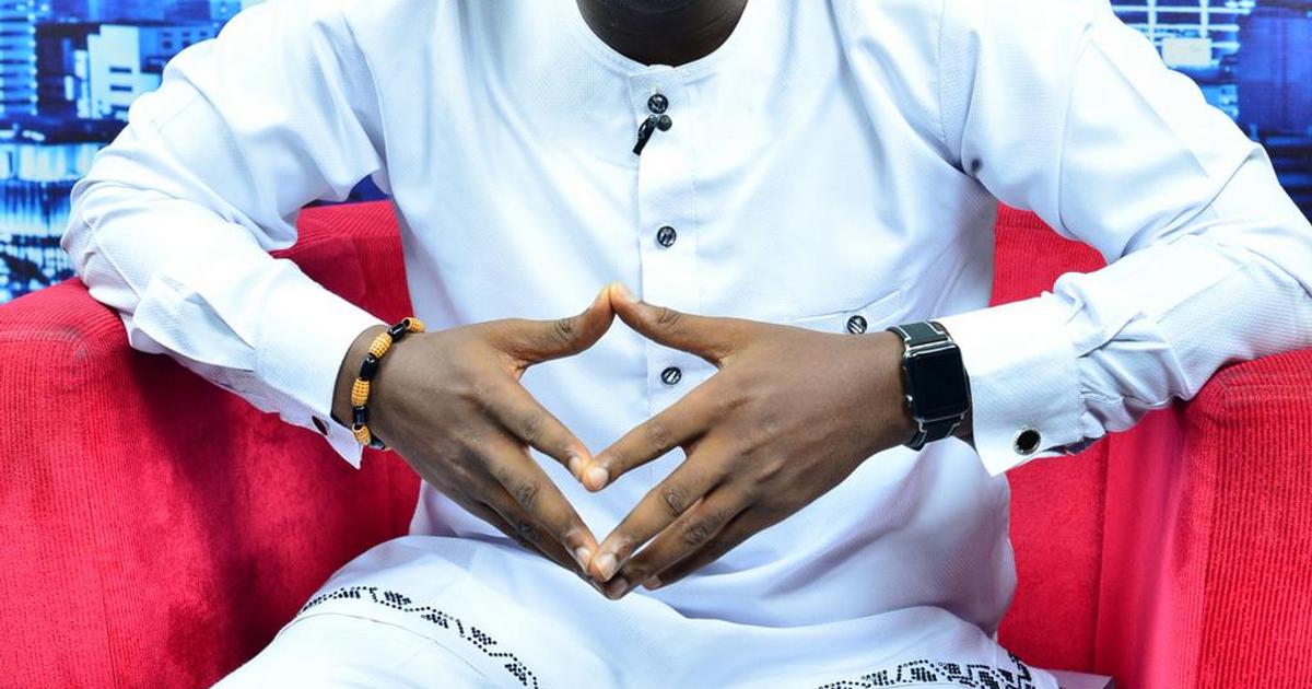 Mr Macaroni speaks on attending 4 universities, the MC Hammer ...