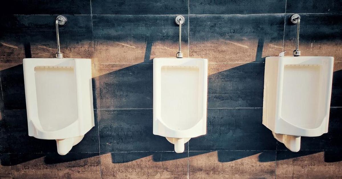 Men Are Sharing How They Overcame Shy Bladder Syndrome at the Urinal ...