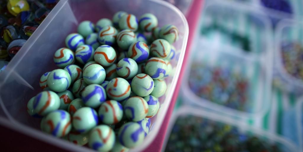 Watch Dr. Pimple Popper Pop a 'Marble' Pilar Cyst on a Patient's Jaw ...