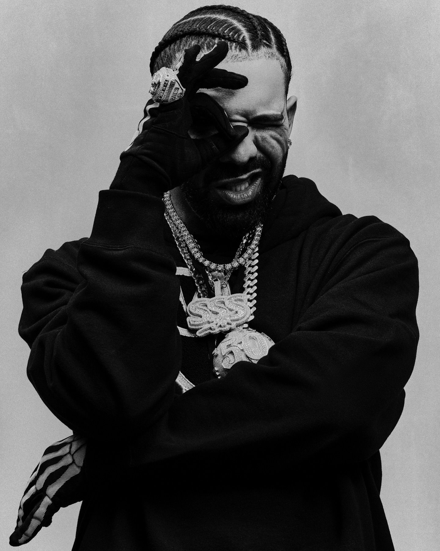 Drake breaks The Beetles' record for the most cumulative weeks on the ...