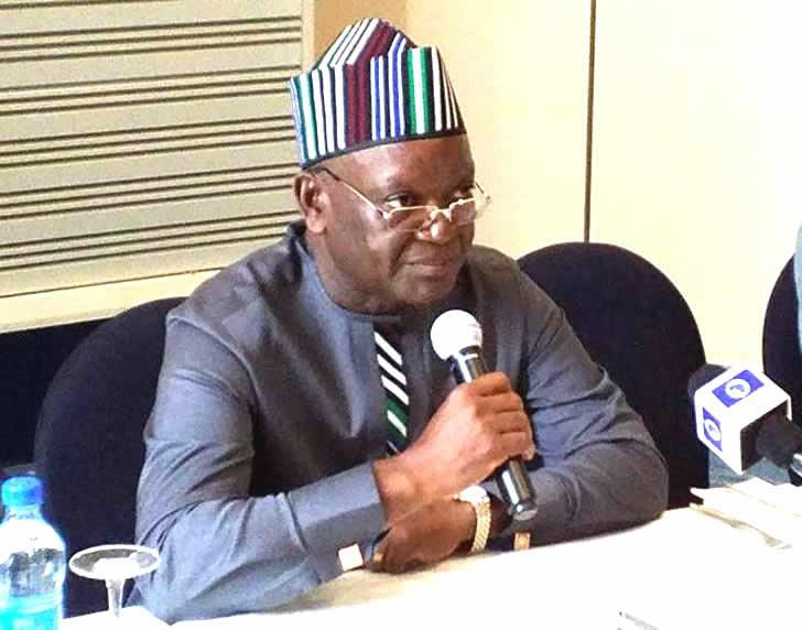 Ortom tackles Bauchi Governor on why he thinks herdsmen should carry ... Ortom tackles Bauchi Governor on why he thinks herdsmen should carry ...