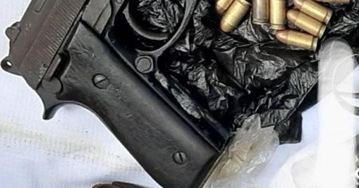 Edo police arrest man with fully loaded military pistol | Pulse Nigeria