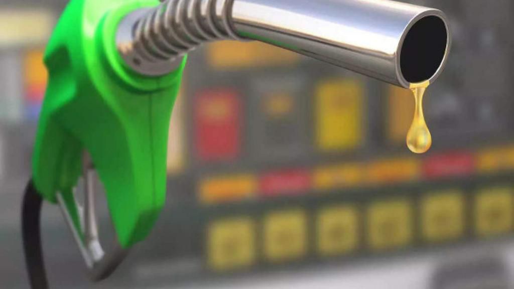 Fuel price in Nigeria is going for as high as N500/litre, could soar to N1000/litre | Pulse Nigeria