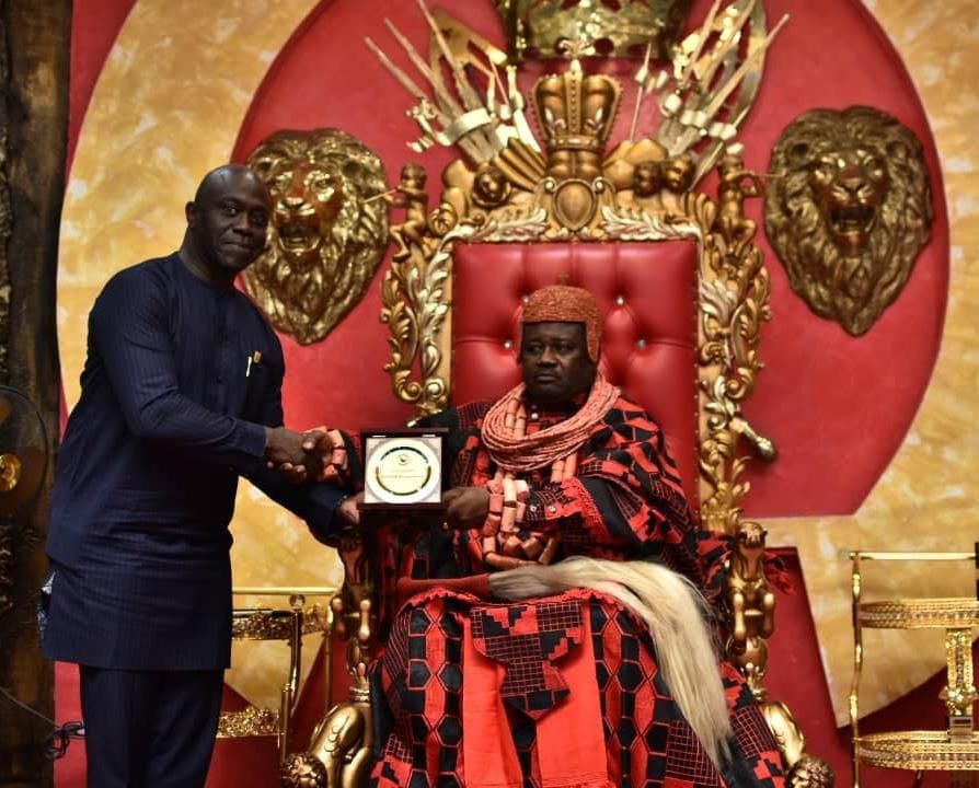 Delta monarch lauds Ndiomu's reforms in PAP, urges Buhari to extend his ...