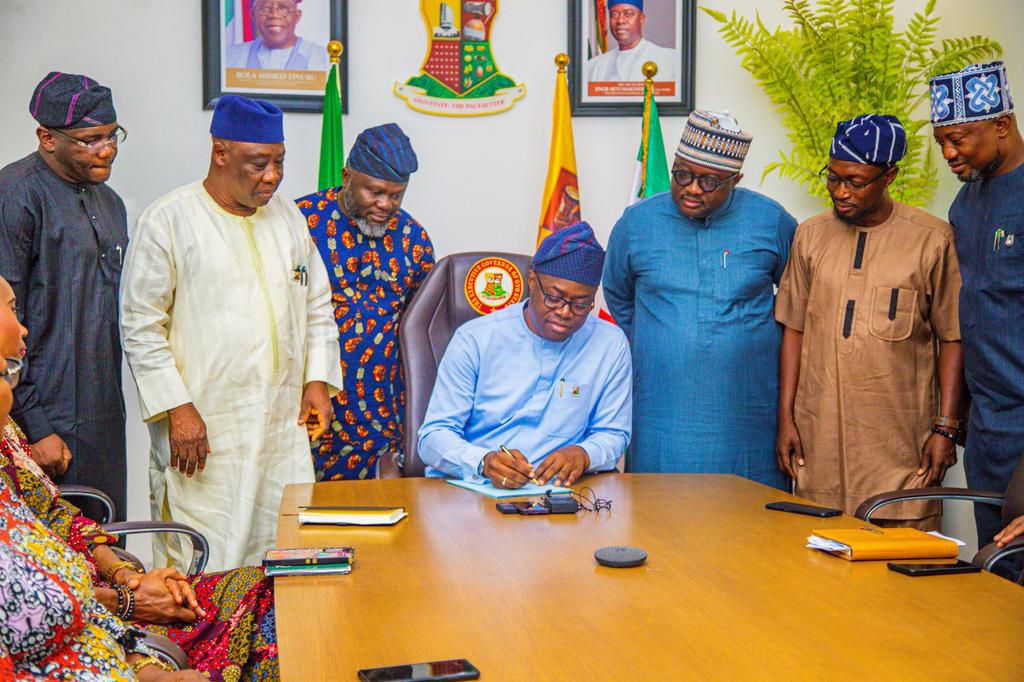 Governor Makinde hands over power to deputy, gives reason | Pulse Nigeria