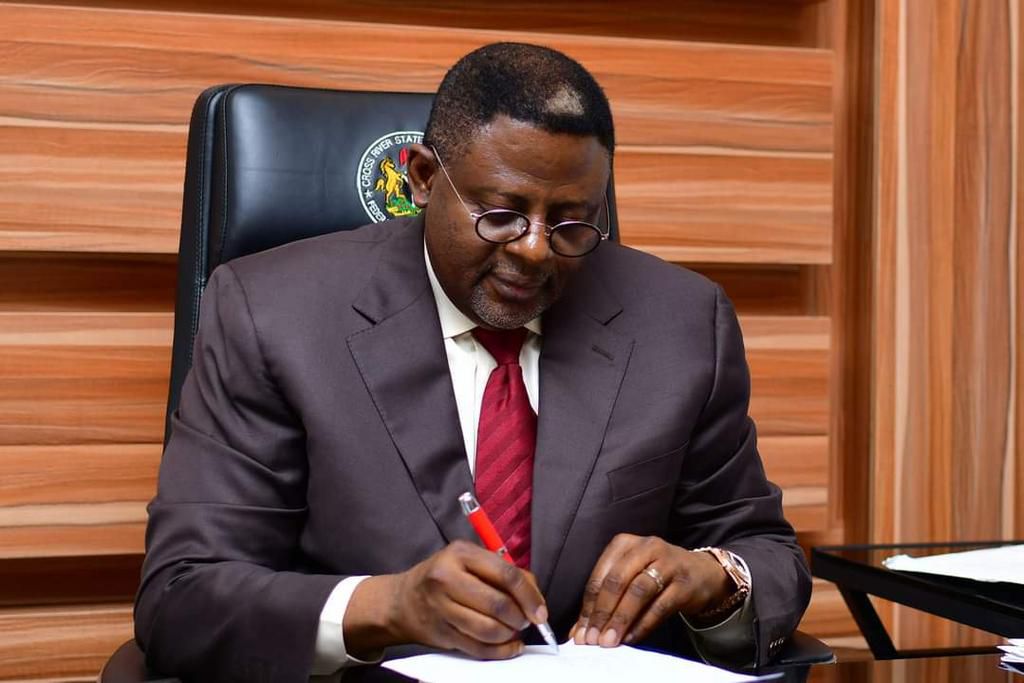 Otu lifts 25-year ban on civil service employment, ignores ₦70k minimum ...