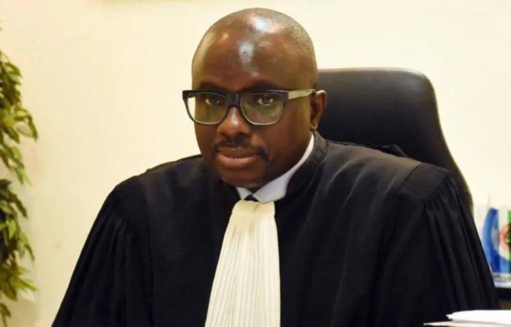 Blocus chez Ousmane Sonko : l’Ordre des avocats exige la levée des restrictions | Pulse Sénégal