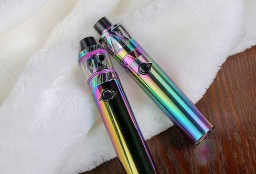 La cigarette électronique aide à arrêter de fumer, selon une étude ...