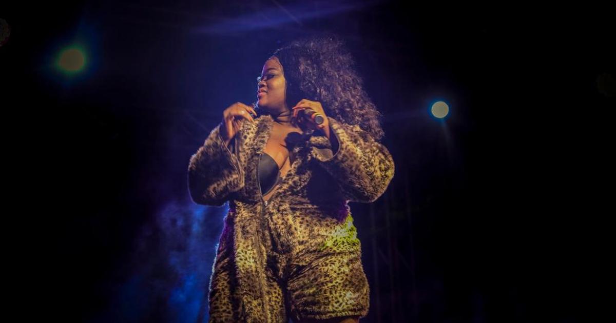 Une plainte contre la rappeuse D-Freezy | Senegal