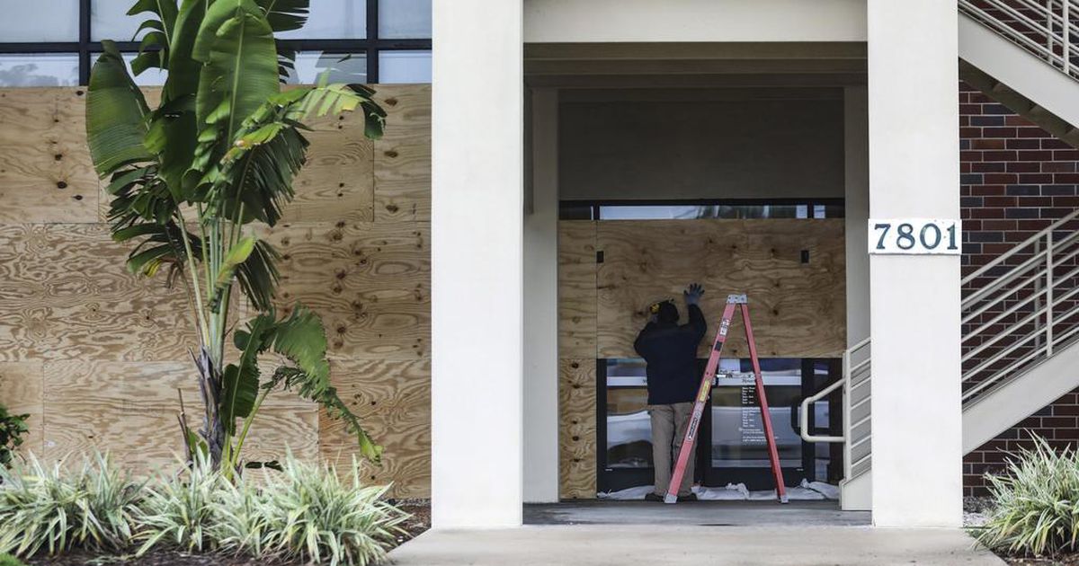 Hurricane Dorian Hits Carolinas With Flooding, Strong Winds and ...