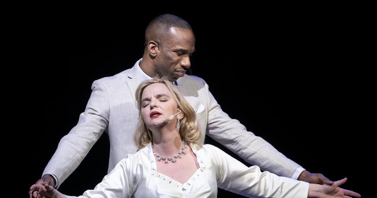 Glenda Jackson Rules a Muddled World in 'King Lear' | Pulse Uganda