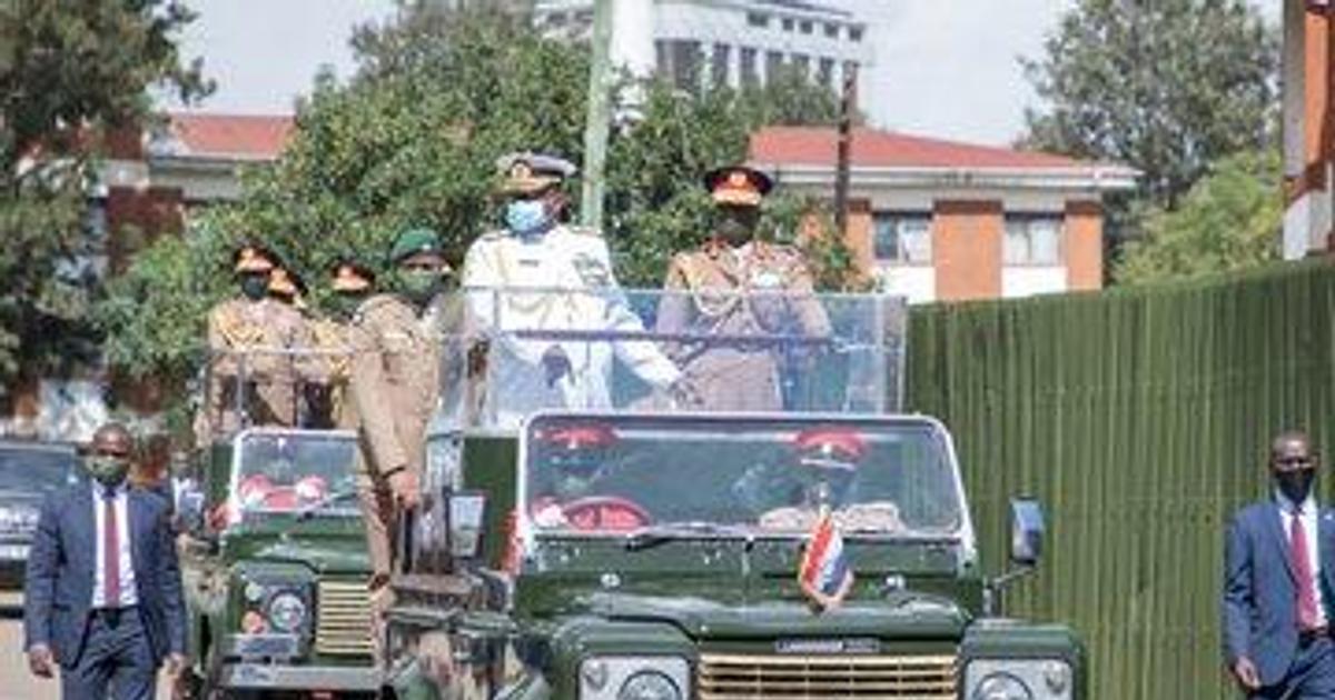 In Pictures: Pomp & colour as Army ushers in Chief of Defence Forces ...