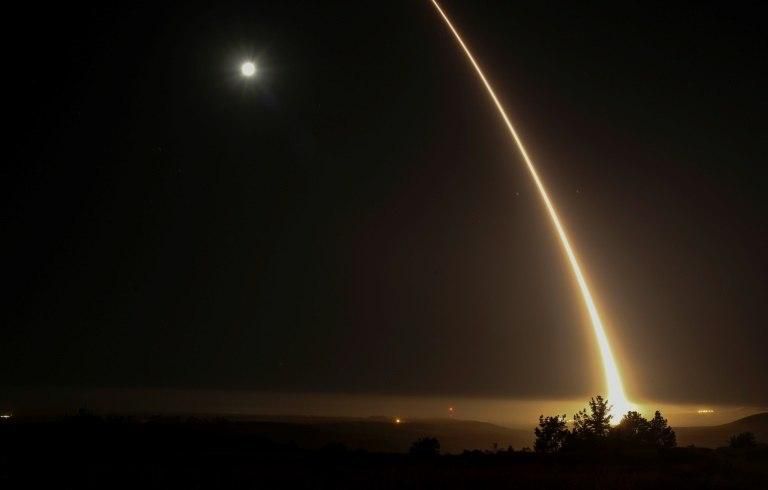 Air Force tests intercontinental ballistic missile from California ...