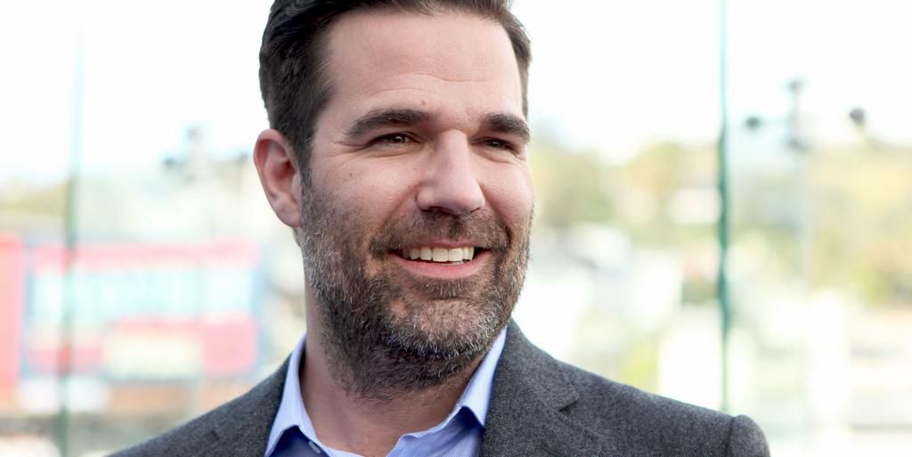 Rob Delaney Reflects on 17 Years of Sobriety and the Death of His Son ...