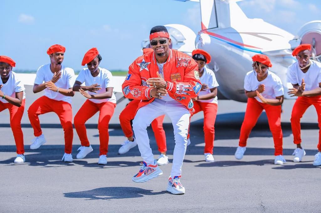 Diamond $ Rayvvany's new song 'Tetema' hits 1 Million Views in 17 hours ...