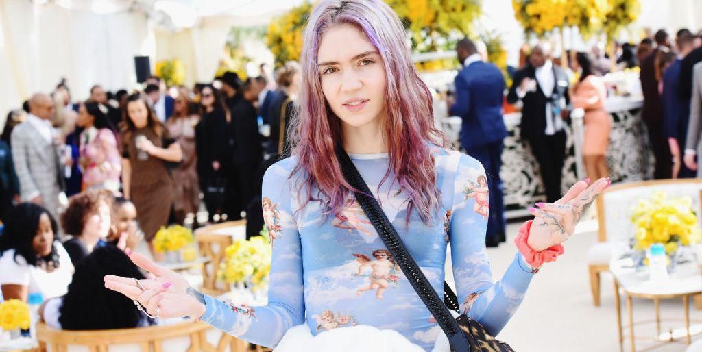 Grimes Says She Got Surgery To Block Blue Light, Uses A Sensory ...