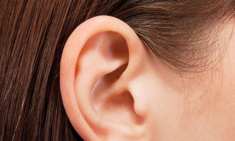 Dr. Pimple Popper Removed Massive Keloids From A Woman's Ears In TLC ...