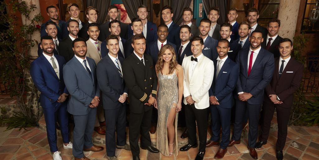 How Does the Bachelorette Remember All the Contestants' Names ...