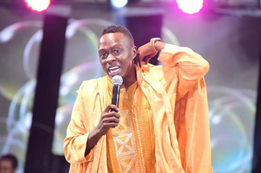 Comedian Obinna lectured by angry fans after posting this photo of ...