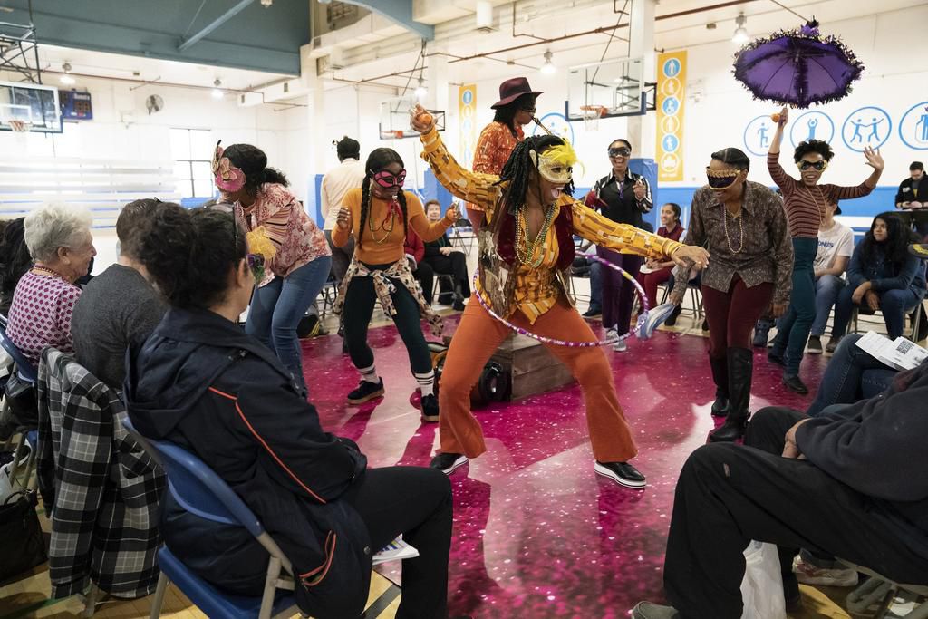 'Measure for Measure' Review: No One Is Innocent on Mardi Gras ...