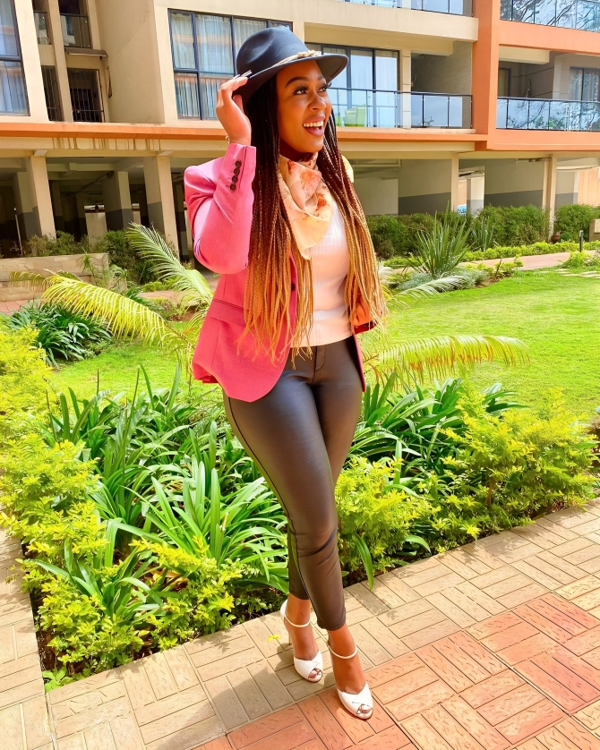 WATCH: Students beam with excitement as Lilly Asigo visits husband's ...