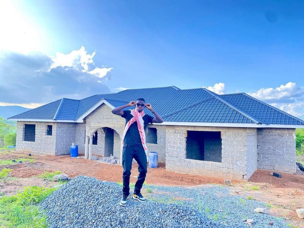 MCA Tricky flaunts his almost-finished mansion in Machakos [Video ...
