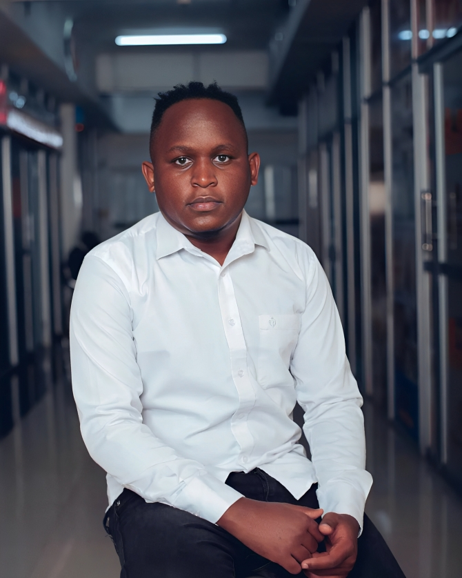 Commentator 254 avoids court date after spending night behind bars ...